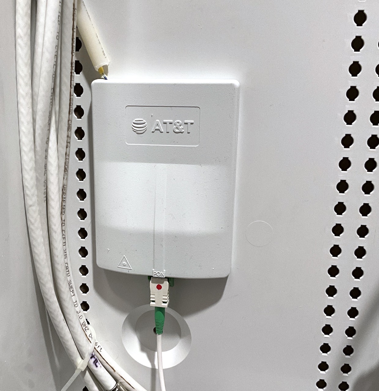 ‎Cable Going Into Wall Jack | AT&T Community Forums