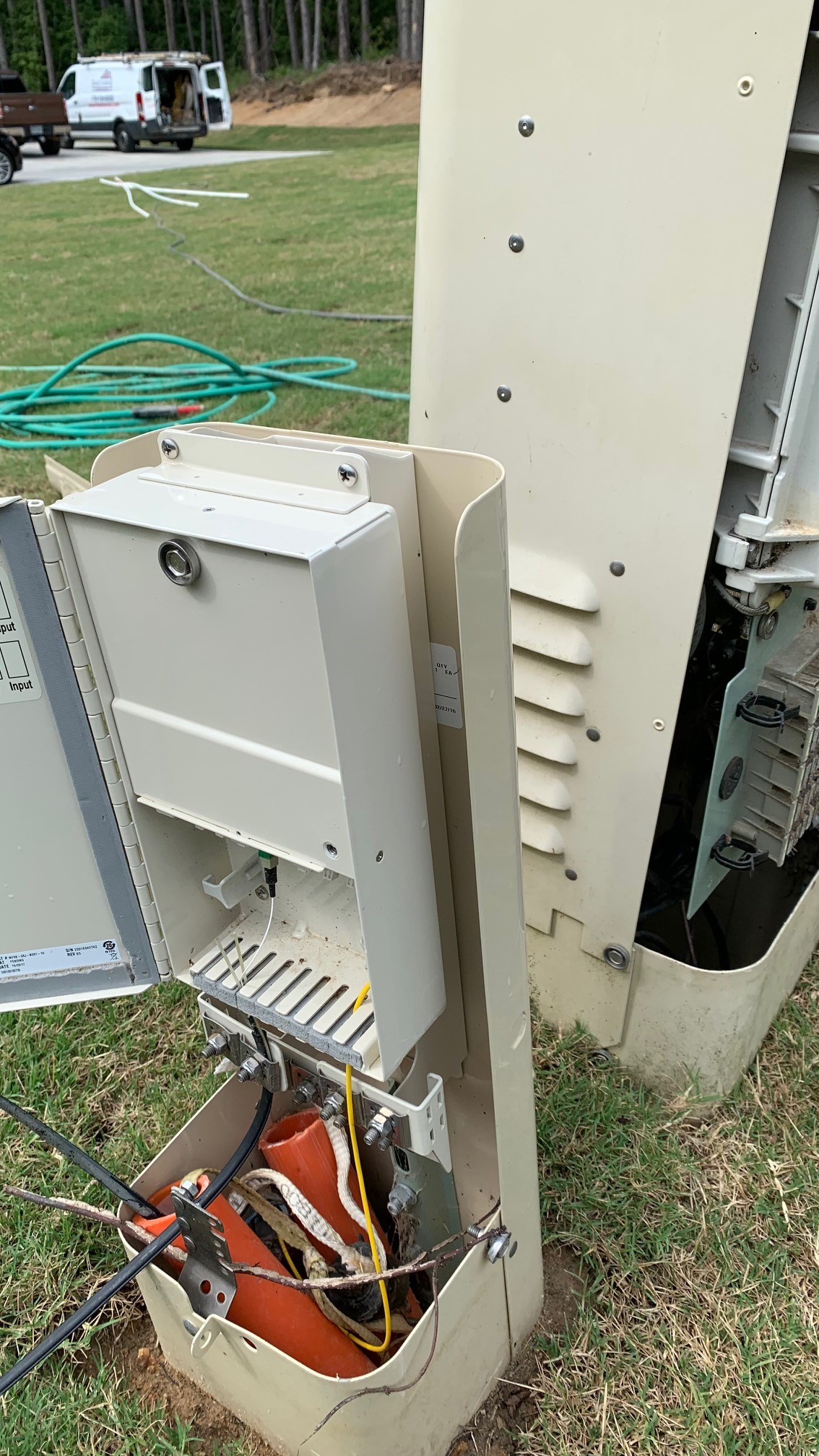 ‎AT&T Boxes in the yard | AT&T Community Forums