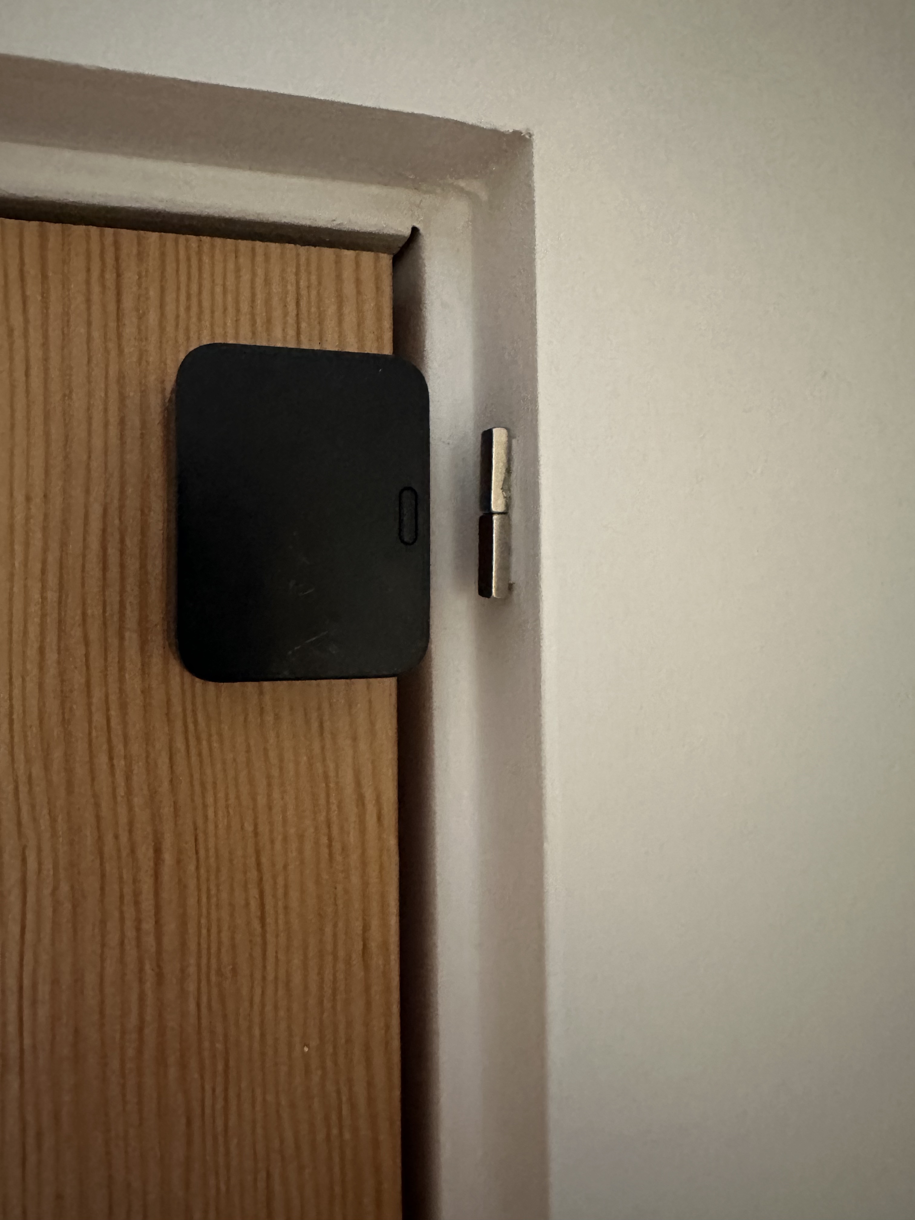 ‎No Longer Offering Slim Magnets? | SimpliSafe Support Home